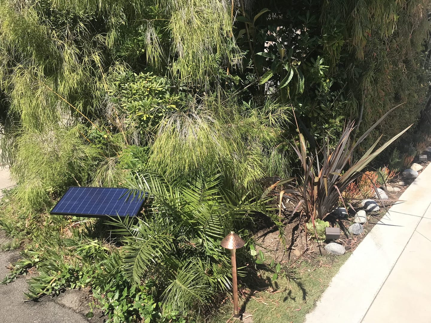 Low Voltage Solar Landscape Lighting & Power Unit Kits - Sun-In-One™